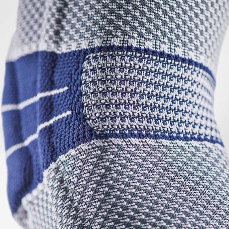 Bauerfeind GenuTrain Knee Brace | Compression Support | Chris Sports ...